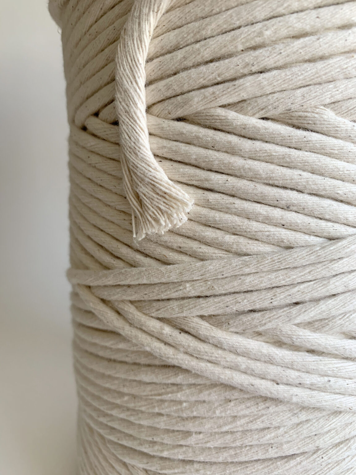 8mm Single Strand Natural – RMC